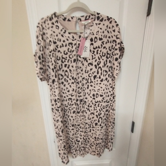 ANDREE BY UNIT | Dresses | Nwt Andree By Unit Leopard Print Shift Dress ...